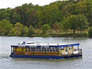 Grand River Cruise | Bus Trip | Great Canadian Holidays & Coaches